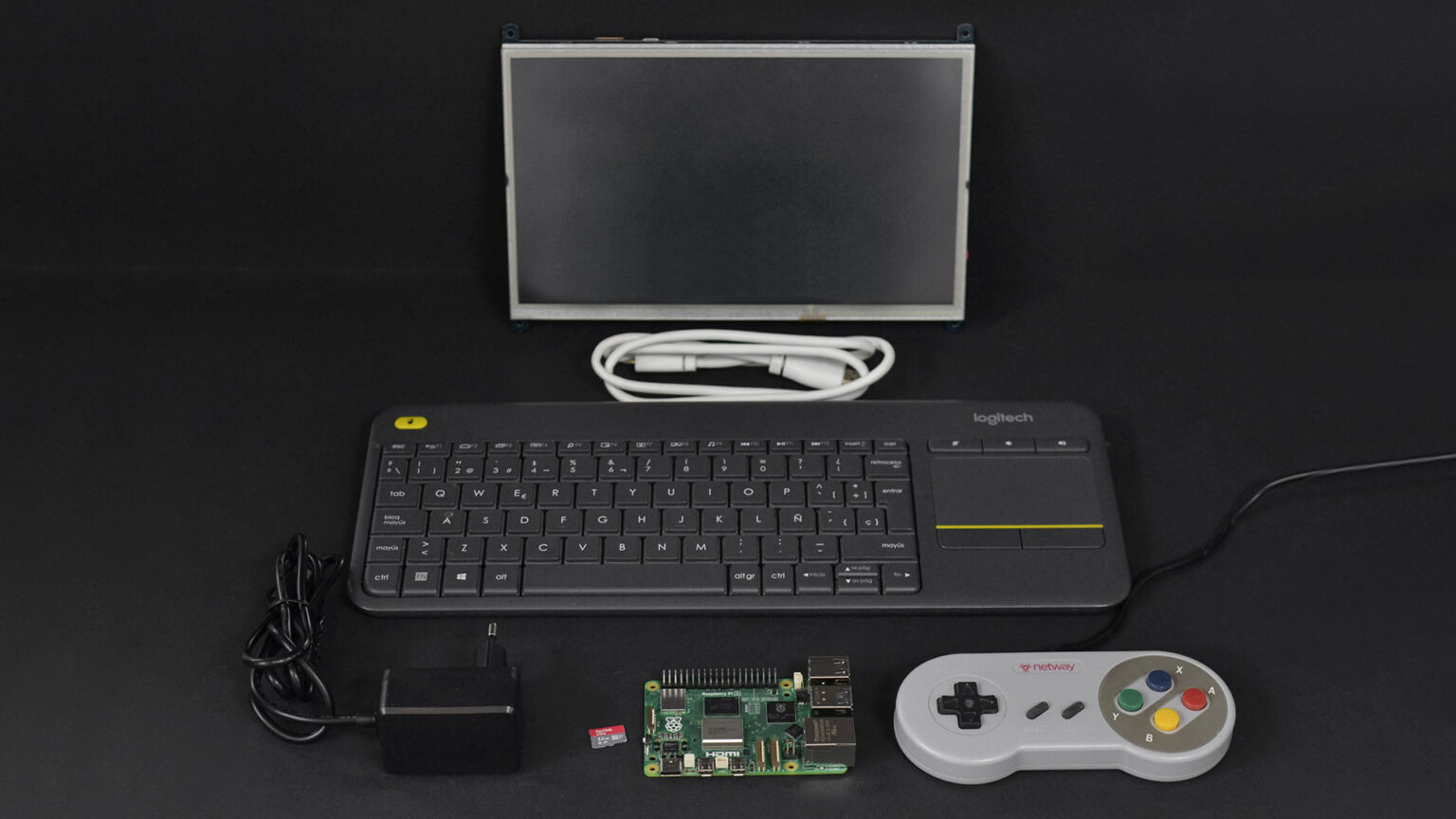 Retro gaming emulation platform with Raspberry Pi. DIY project