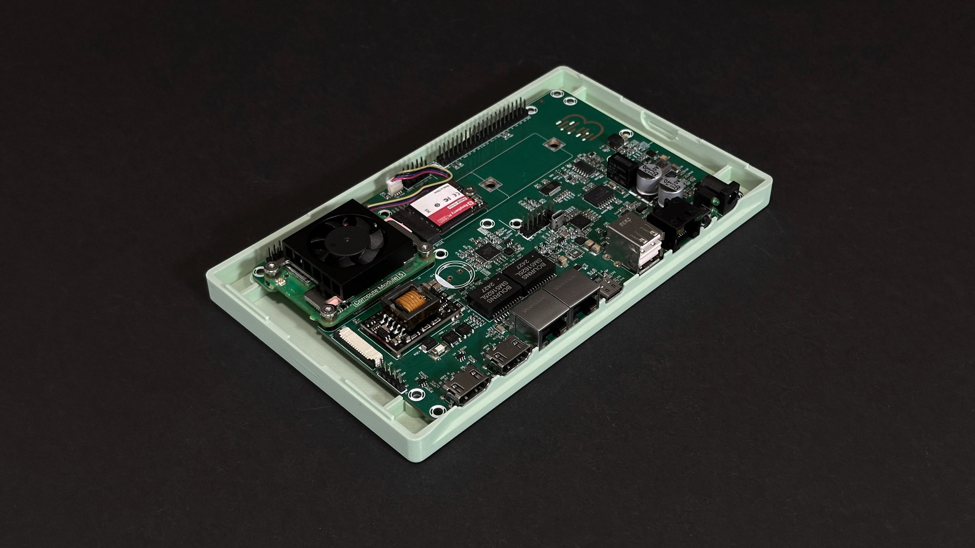 Pi hack. Raspberry Pi CM 5 carrier board for industry | blackdevice